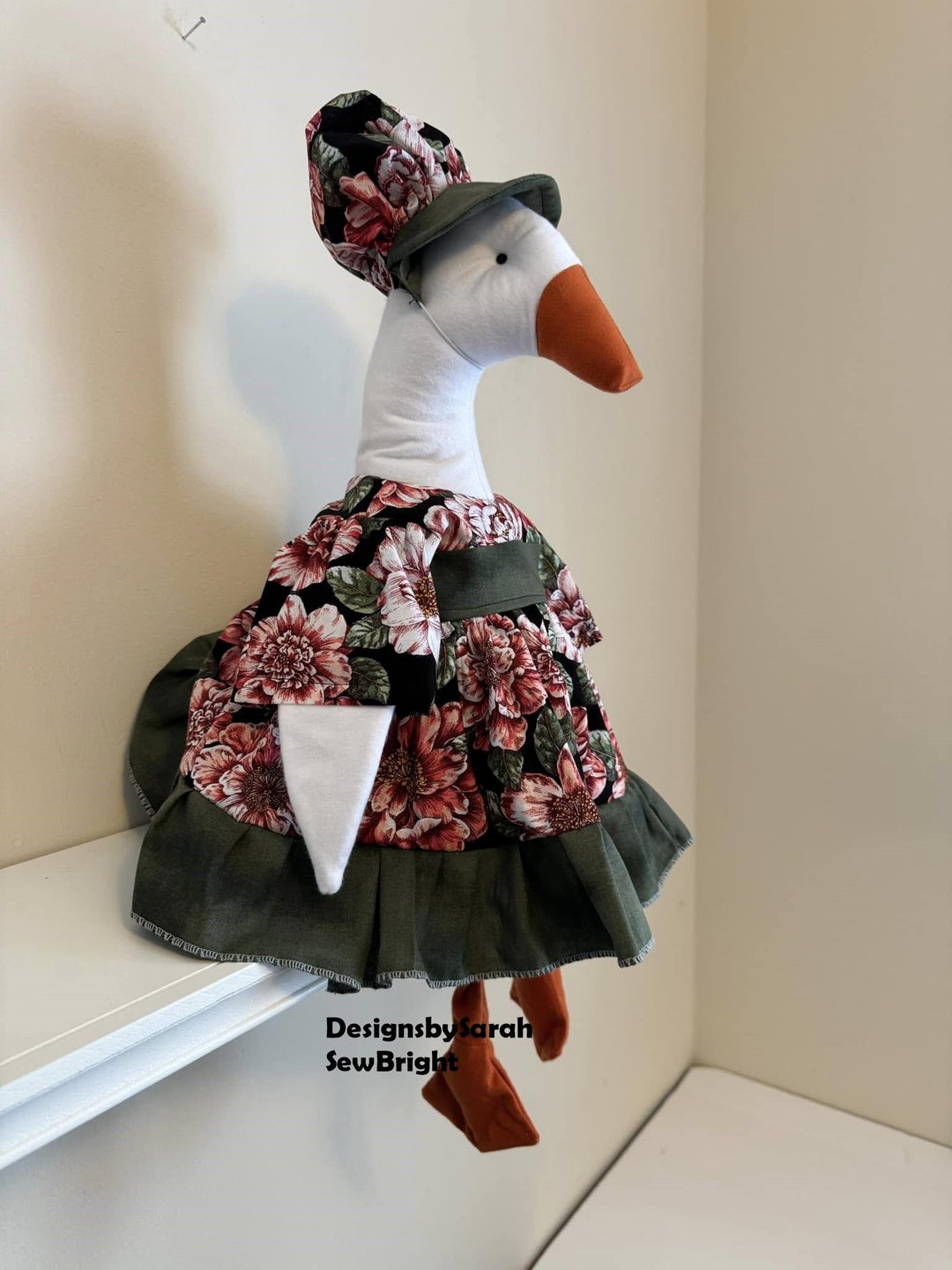 Indoor PORCH GOOSE for Home Decor Bonnet and Dress Included Great Gift ...