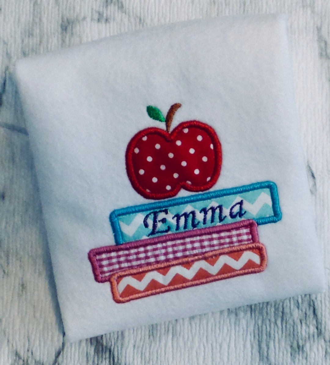 Applique School Books, Applique Apple, Back to School Books, Machine ...