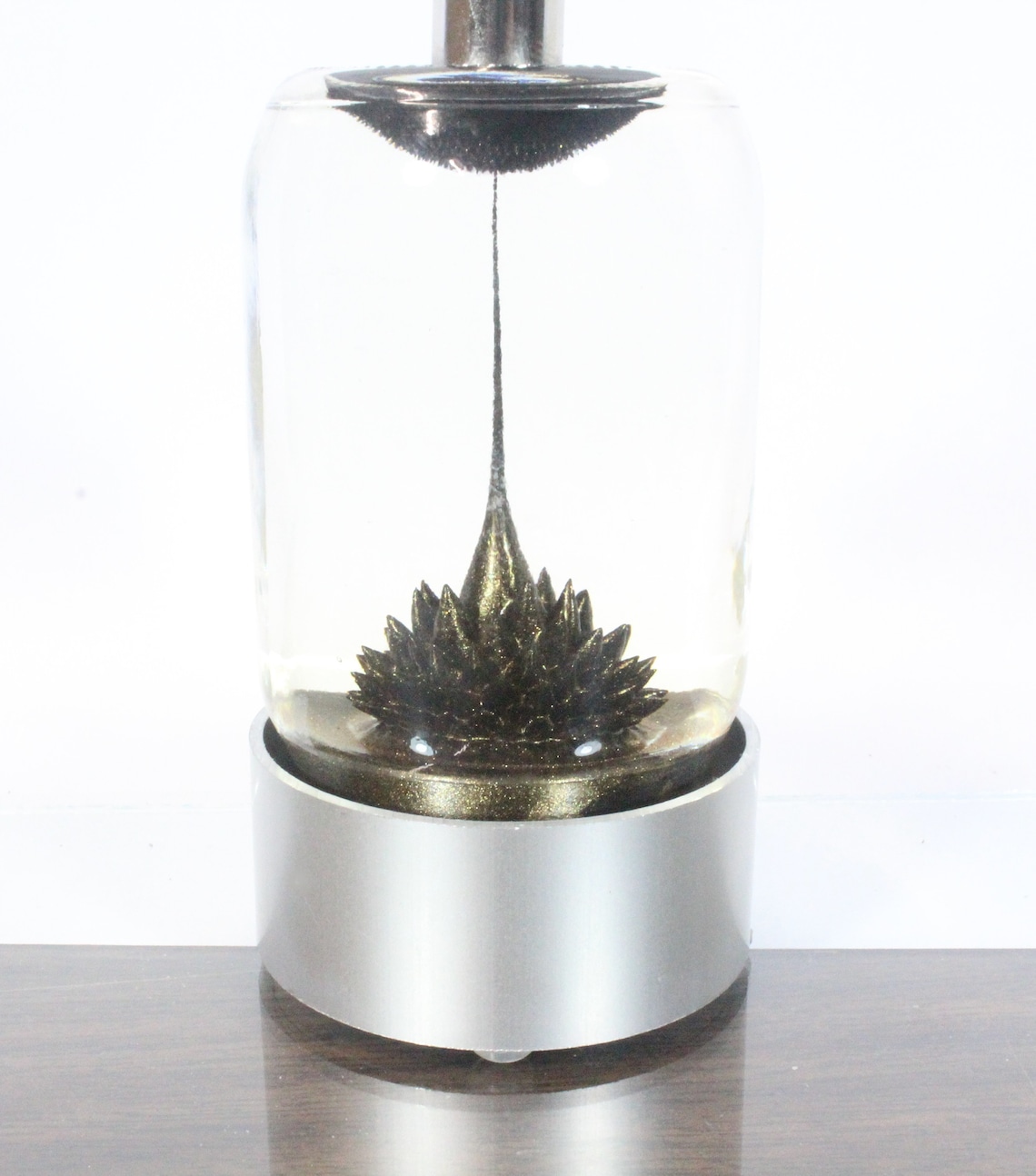 SPIKE Ferrofluid Magnetic Display in Black Red Blue or Gold - Etsy