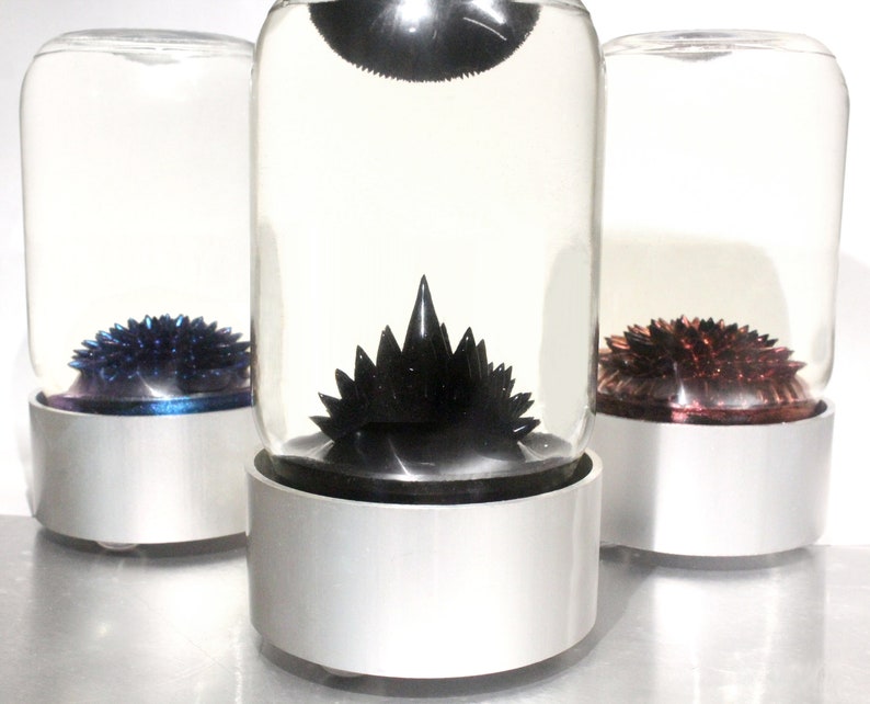 SPIKE Ferrofluid Magnetic Display in Black Red Blue or Gold - Etsy