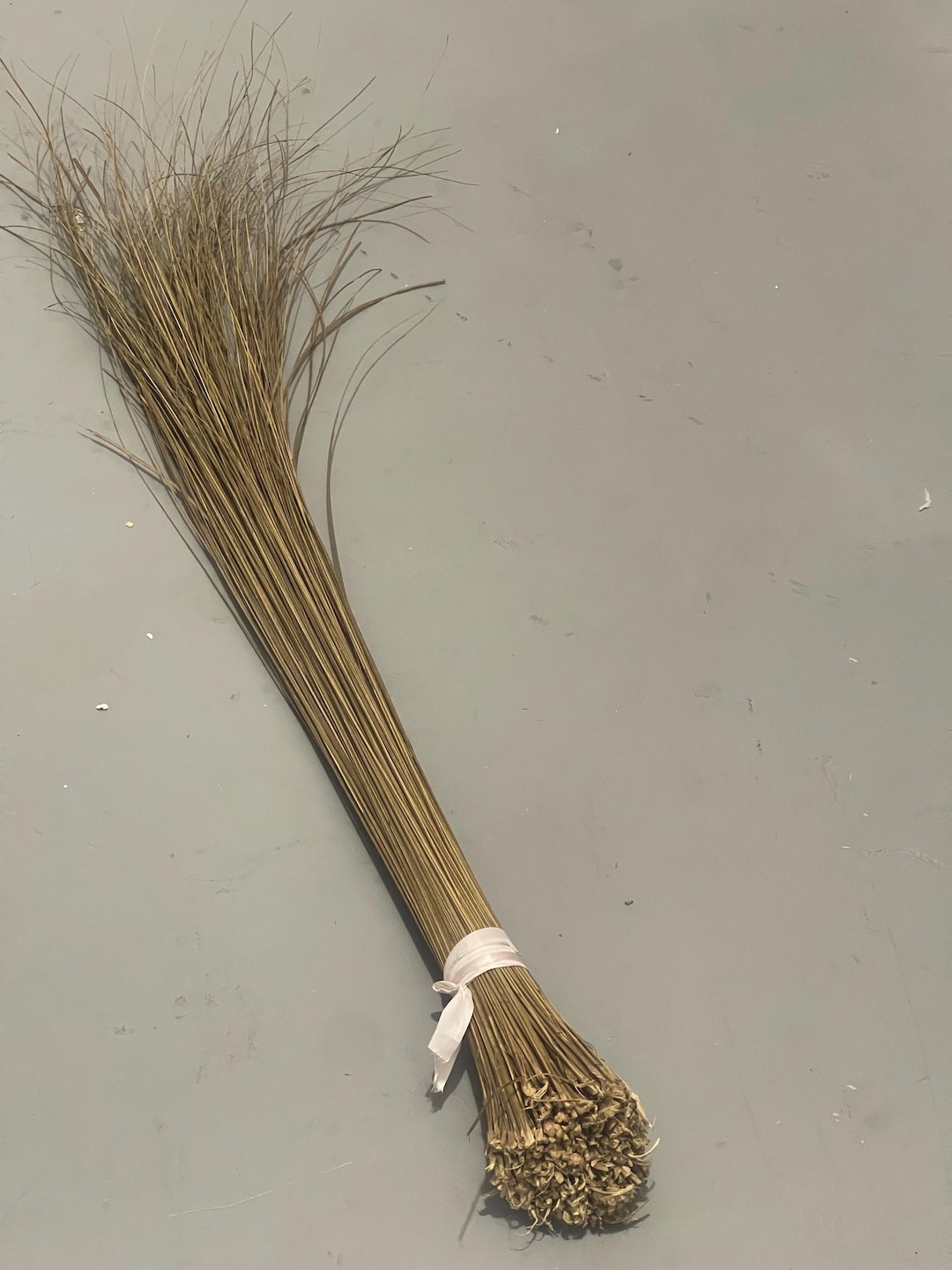 African Handmade Broom Home Cleaner Natural Handmade Broom Igbale Aziza ...