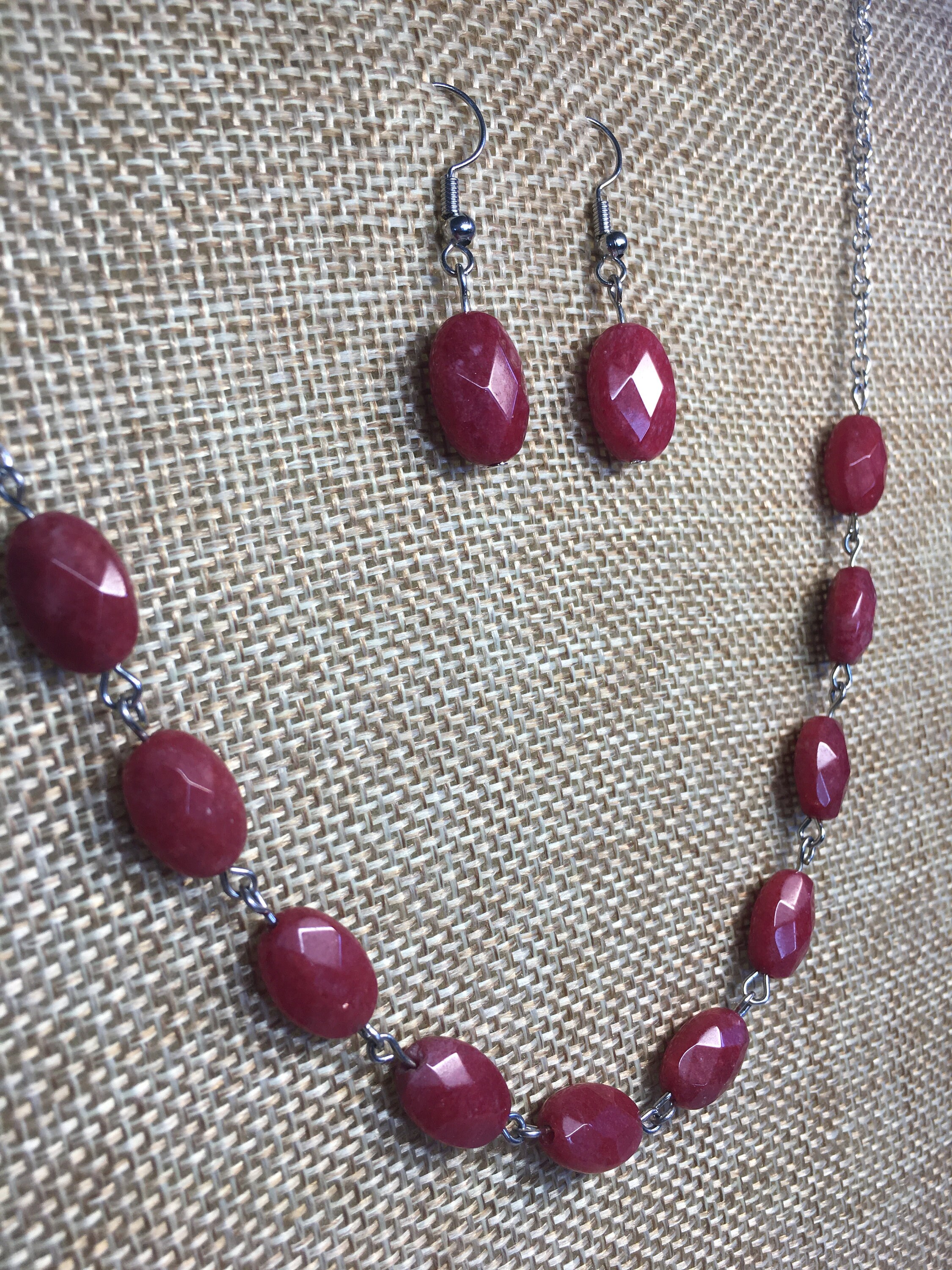 Red Stone Statement Necklace and Earrings - Etsy