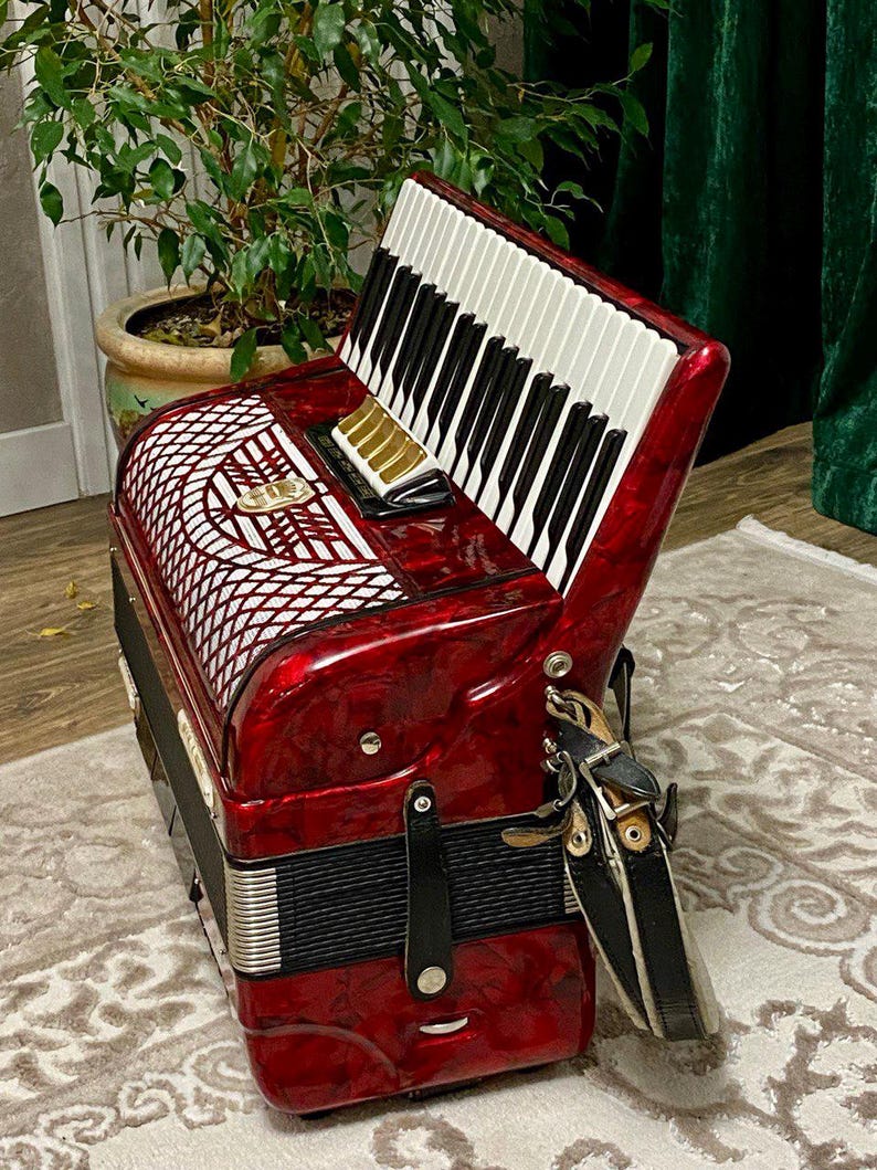Firotti Elegance Accordion, Concert Piano Accordion 120 Bass, Made in Germany, Accordion W/ Case ...