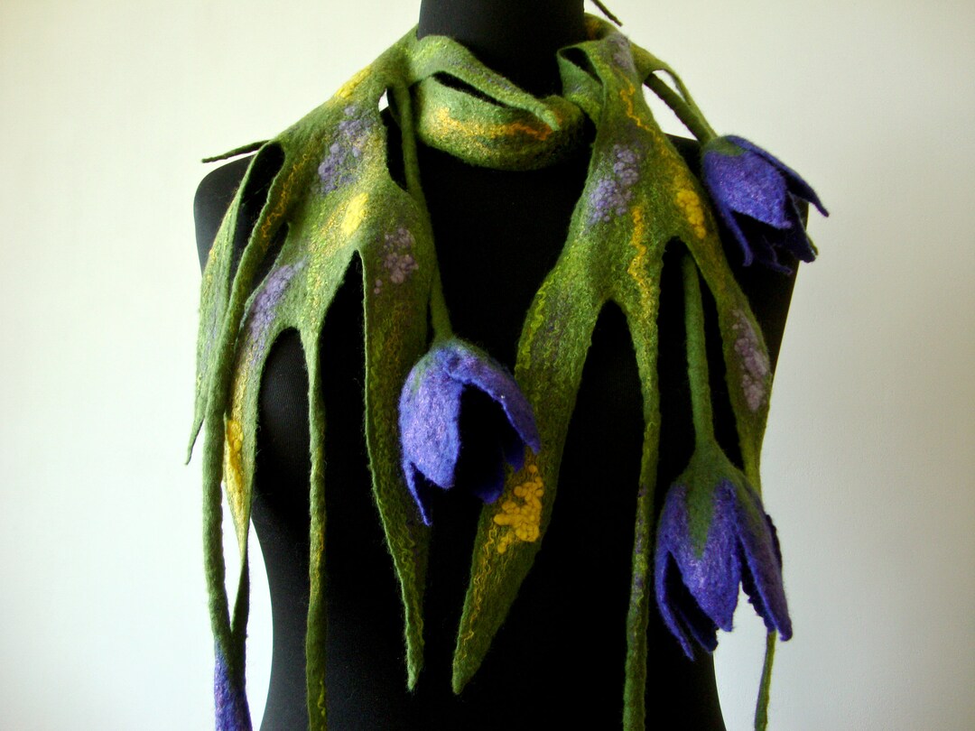 Felted Flower Scarf: Lightweight Wool Jewelry, Eco-friendly Gift - Etsy