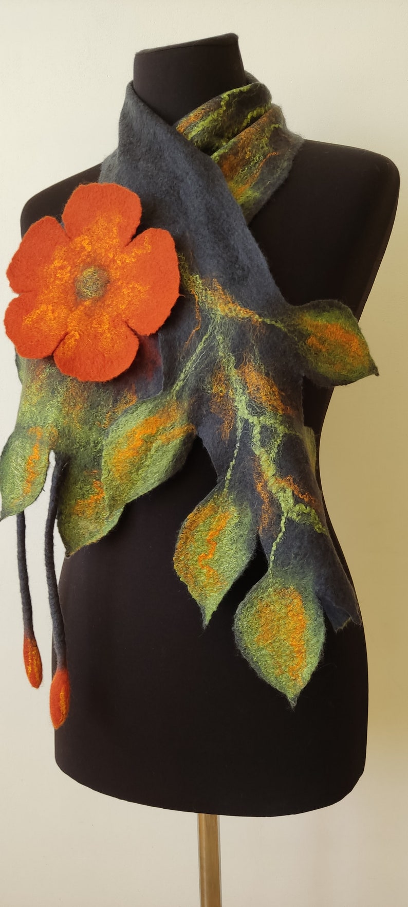 Black Felt Flower Scarf Woman Wool Felted Scarf Wearable Art - Etsy