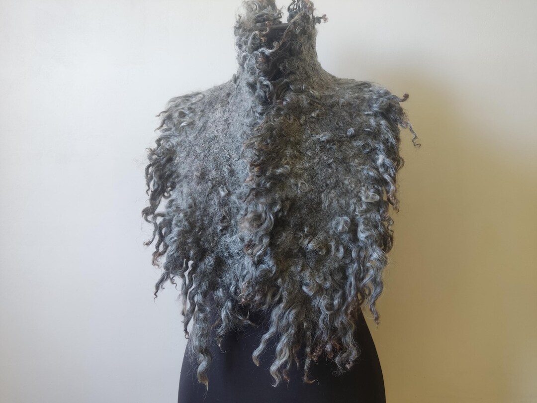 Felted Neck Warmer. Furcollar. Curly Felt Scarf. Extra Warm Merino Wool ...
