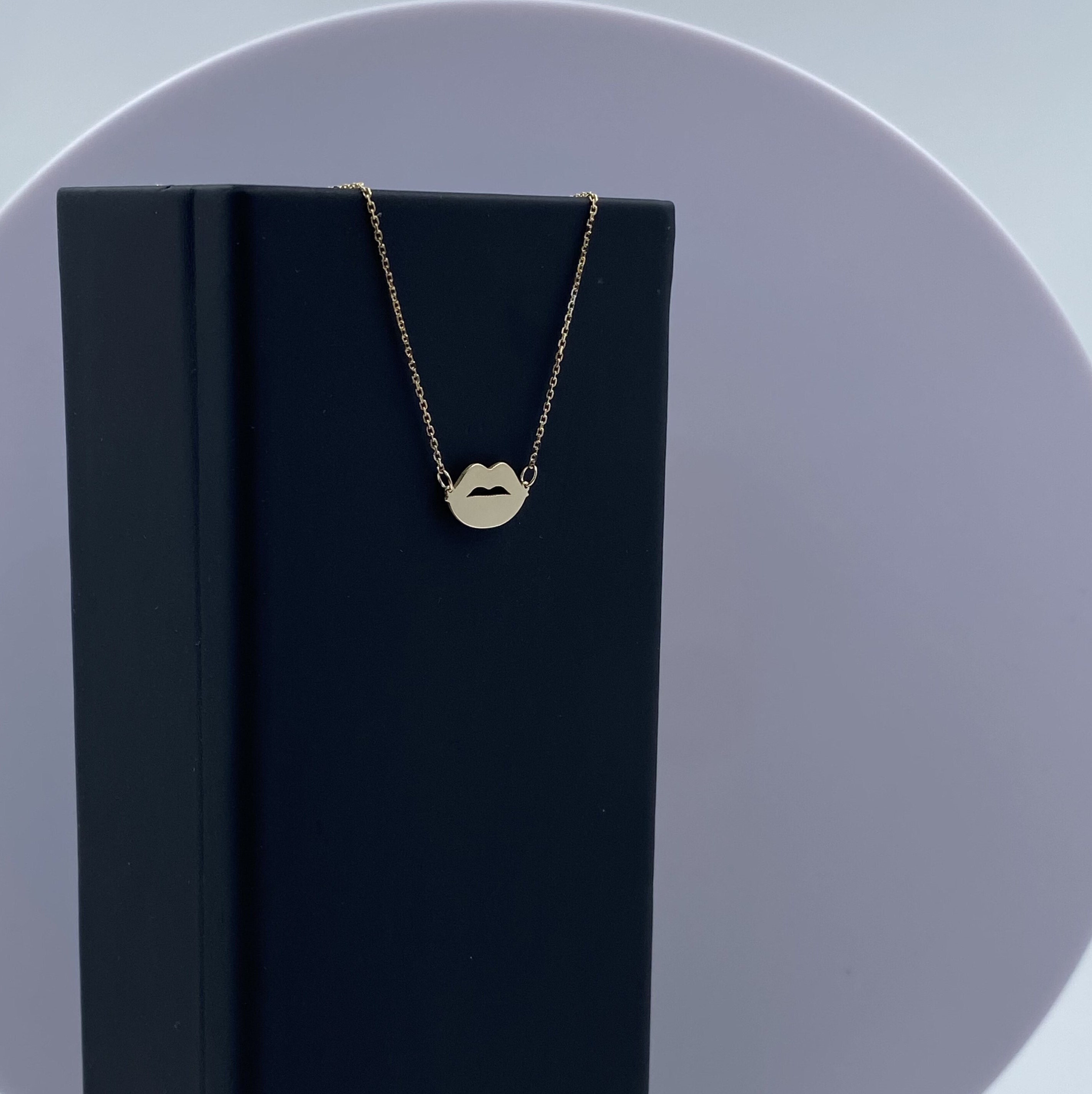 Real 14k Solid Gold Minimal Lips Necklace, Dainty Gold Lips Necklace ...