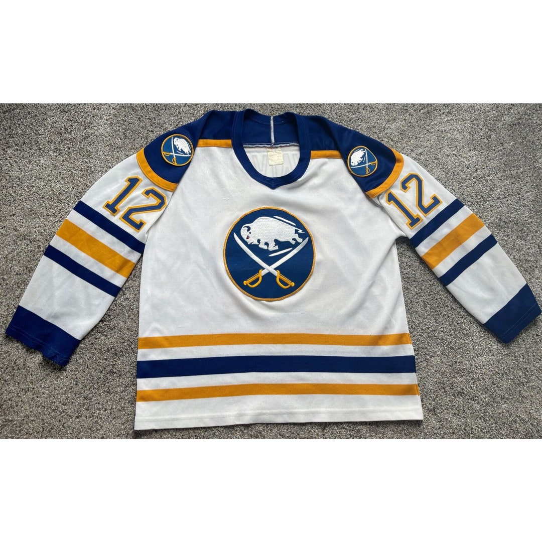 Vintage 80s Mens Large CCM Maska Buffalo Sabres NHL Rick Vaive 12 Away ...