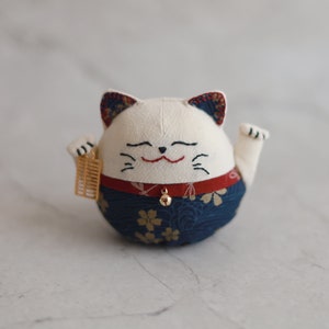 DIY Craft Kit for Fortune Cat | Lucky Cat Stencil - Creative Embroidery ...