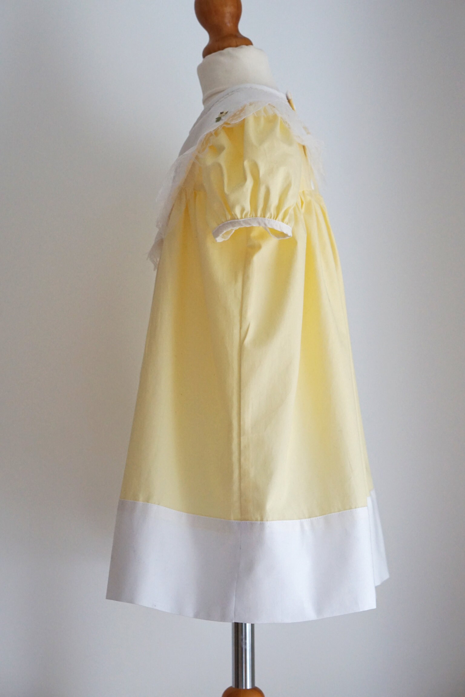 Vintage Dress With Scalloped Collar for Girl & Baby Girl 6 | Etsy UK