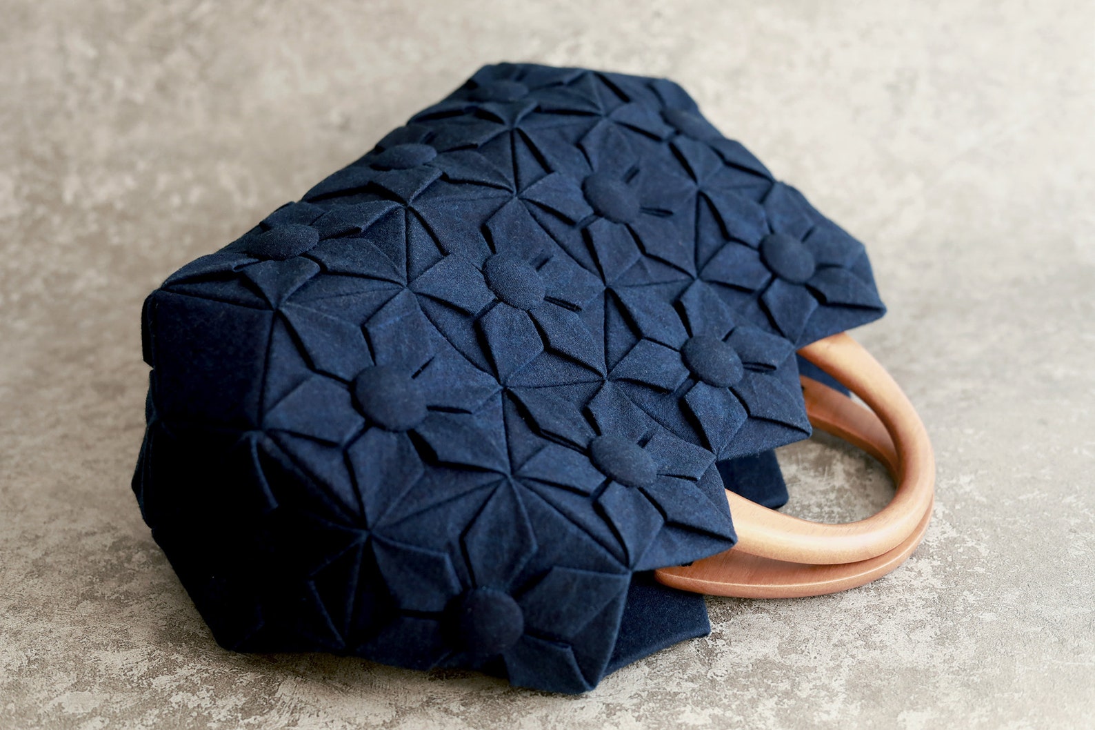 DIY Hexagon Flower Origami Handbag Kit: Fabric Folding, Wooden Handles ...