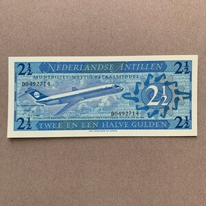 1970 the Netherlands Antilles 2 1/2 Gulden Banknote. Dutch Currency ...