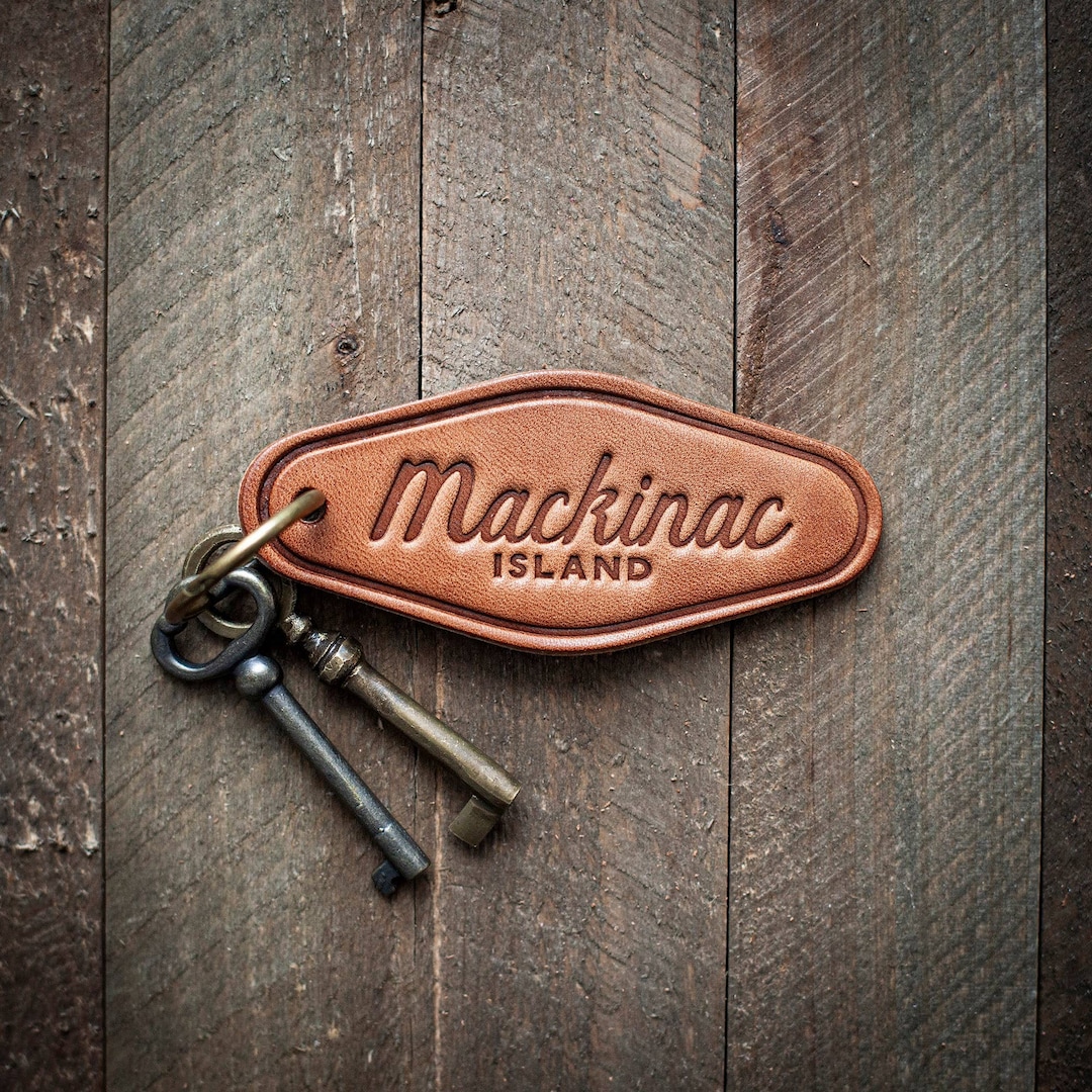 Mackinac Island Keychain Motel Style - Etsy