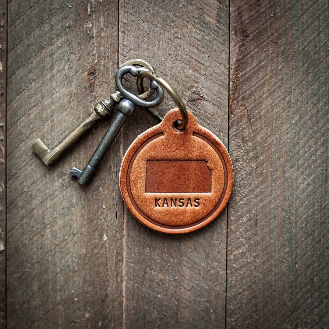 Kansas Leather Keychain Circle - Etsy