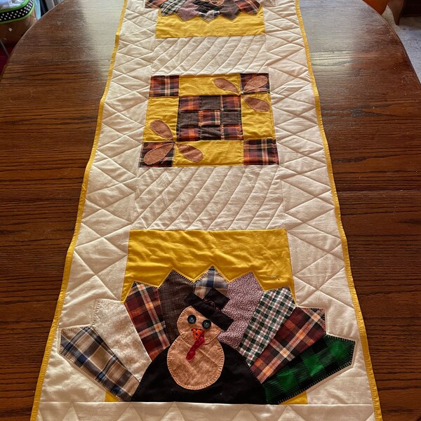 Table Runner Quilted - Etsy