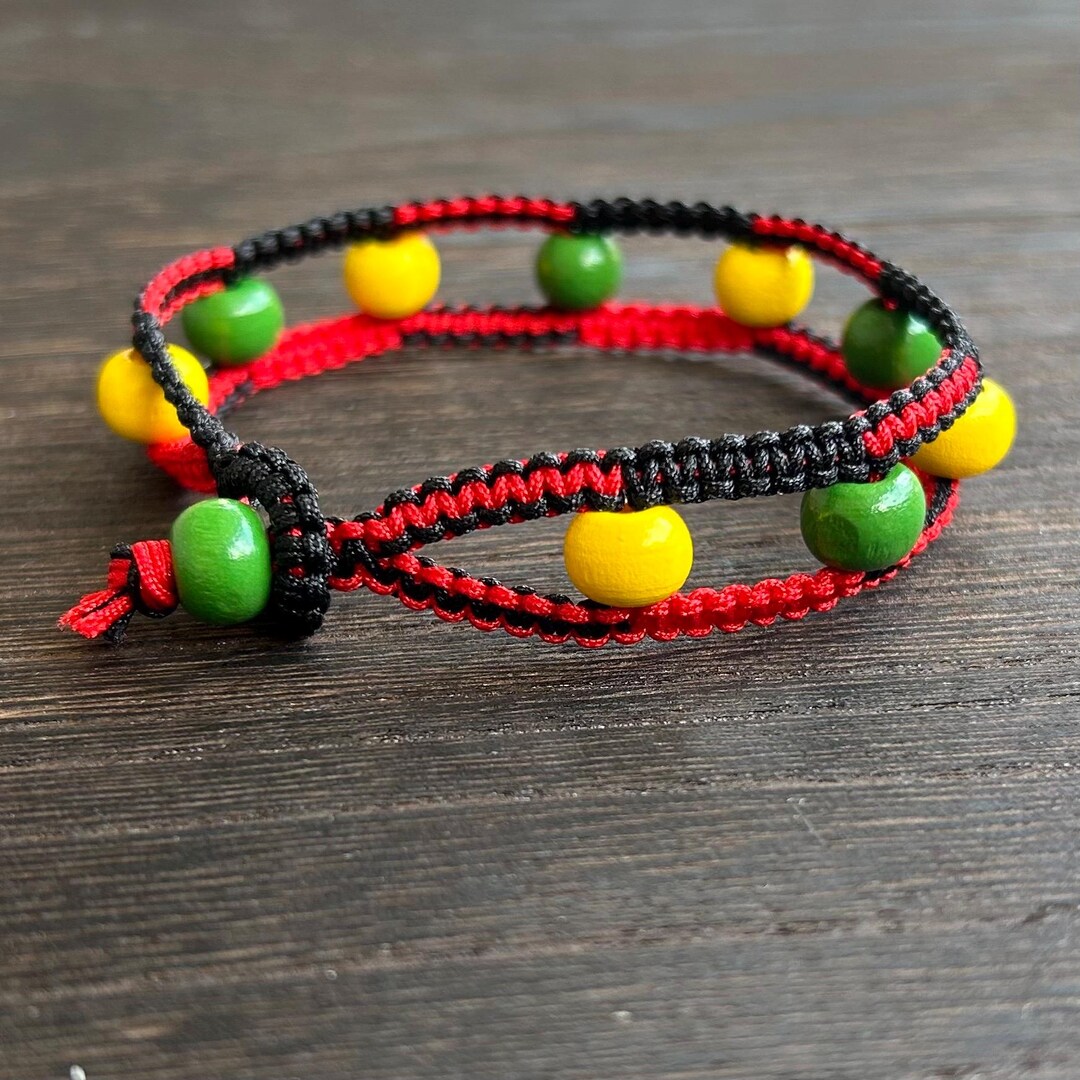 Rasta Macrame Bracelet, Square Knot Macrame, Beaded Square Knot, Nylon ...
