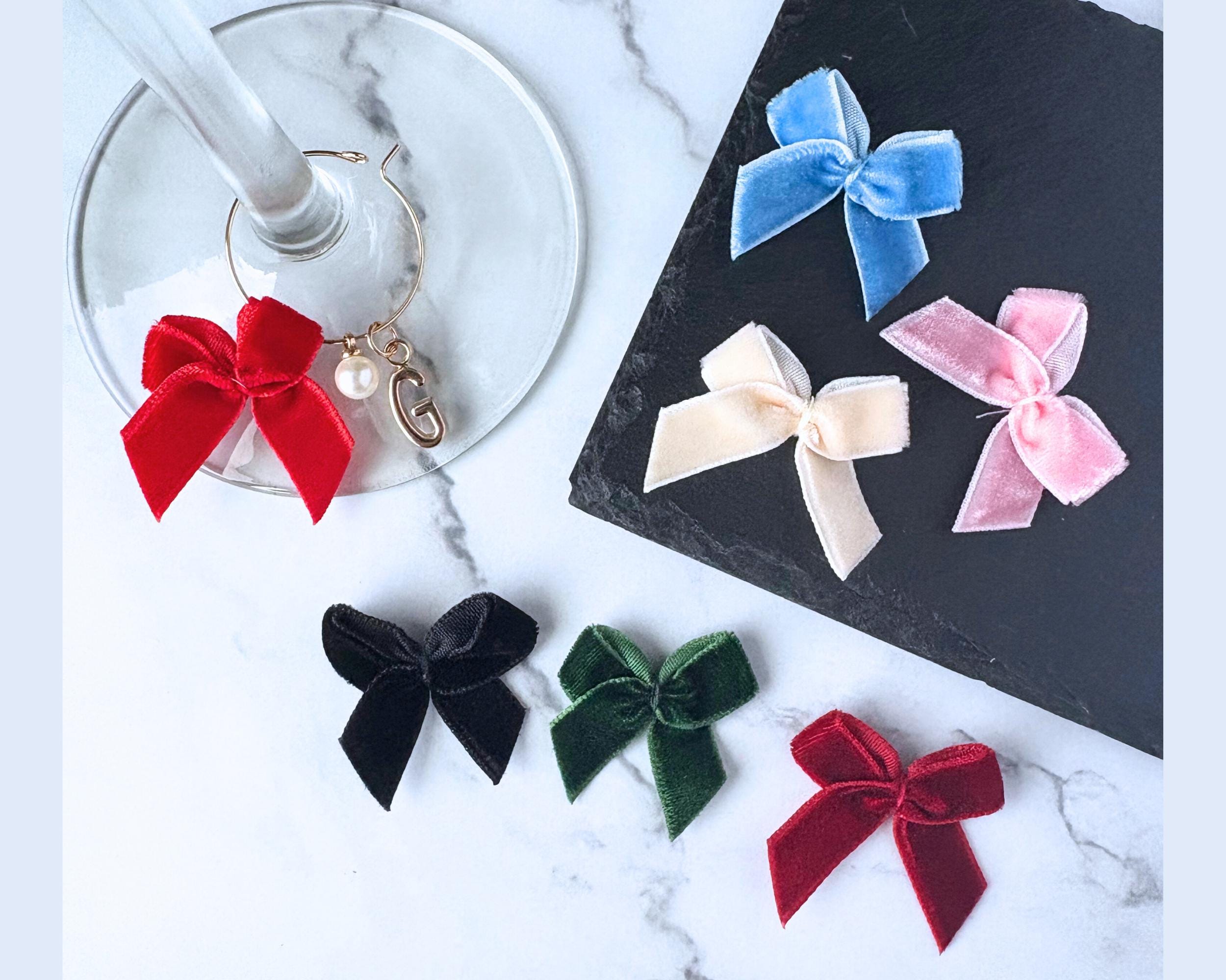 Velvet Bow Initial Wine Glass Charms | Christmas Table Decor | Place ...