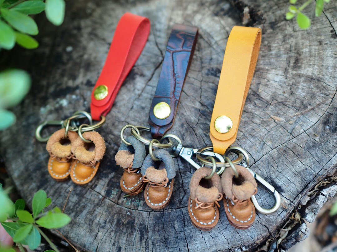 Handmade Leather Mini Boot Keychain, Personalized Gift - Etsy