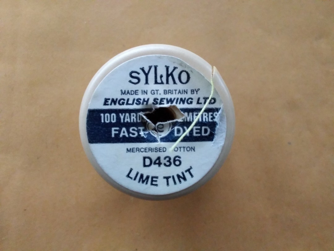 Lime Tint D.436 Sylko Plastic Cotton Reel, Plastic Bobbin, Sewing ...