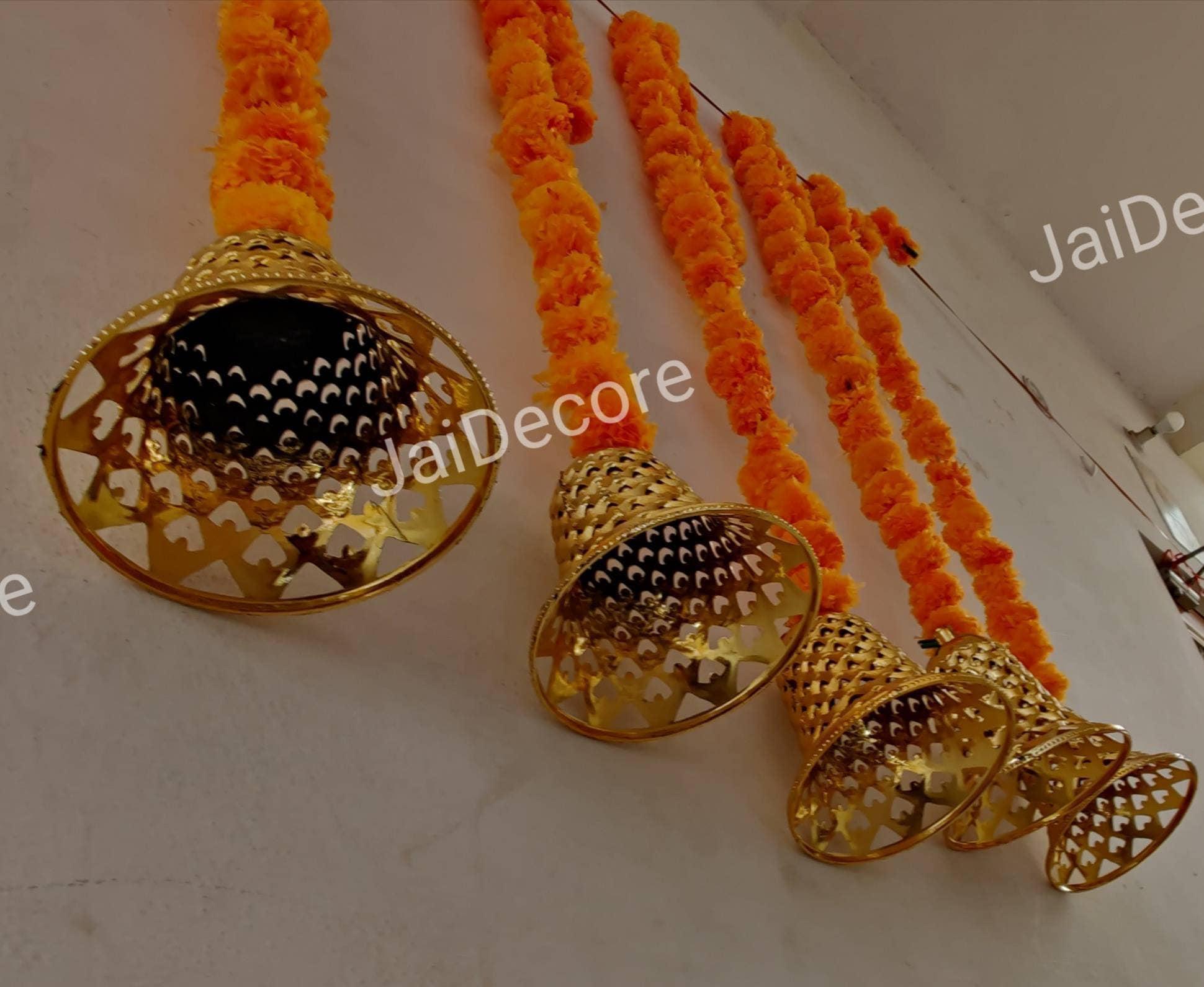 Big 9 Inch Bell Flower Garlands With Beautiful Bells Backdrops Flower ...