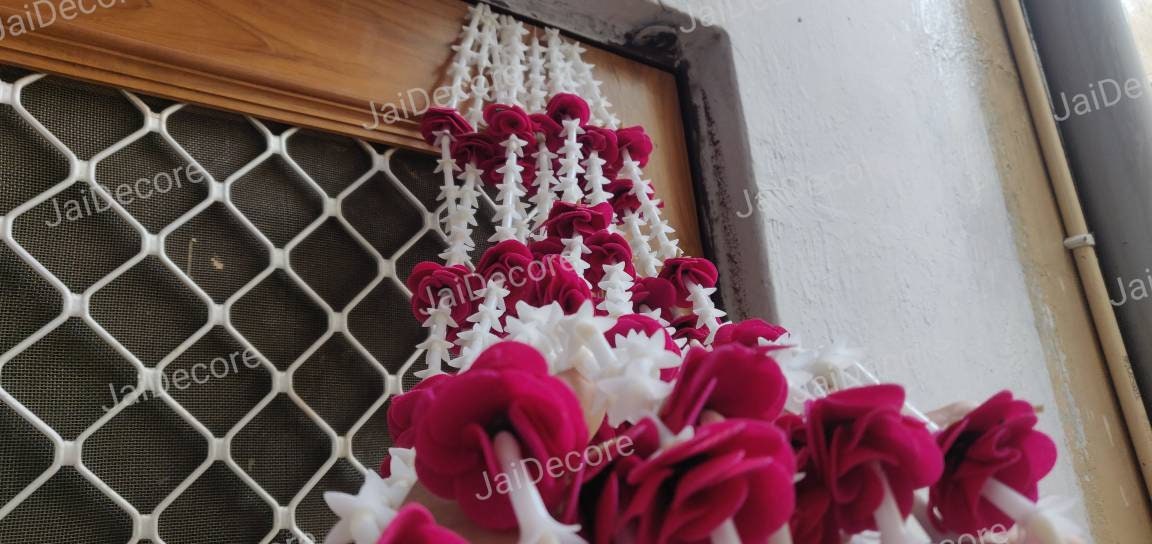 5 Strings of Indian Flower Garland Rajnigandha Rose-lily - Etsy
