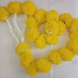 4 Ft Long Marigold Lily Flower Strings Torans Flower Garland Marigold ...