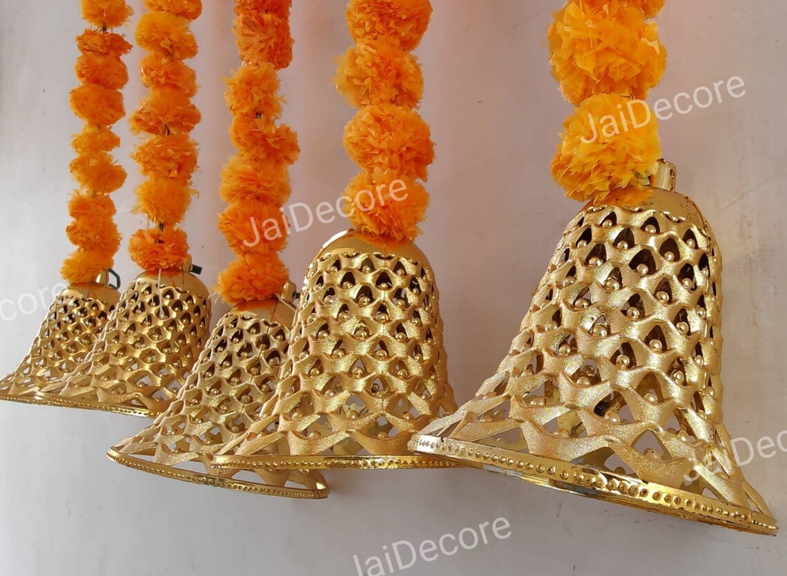 Big 9 Inch Bell Flower Garlands With Beautiful Bells Backdrops Flower ...