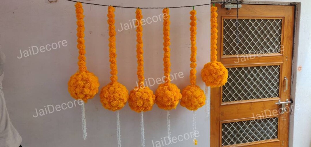 5 Strings Marigold Lily Flower Strings Torans Flower Ball Garland ...