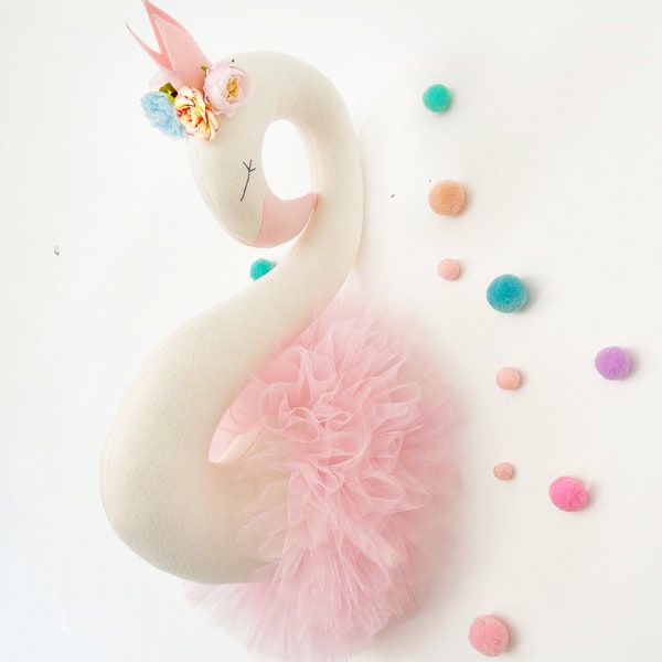 Swan Wall Mount - Etsy