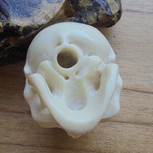 Skull Carving, Table Decoration, White Billiard Ball Pool, Bali Carving ...