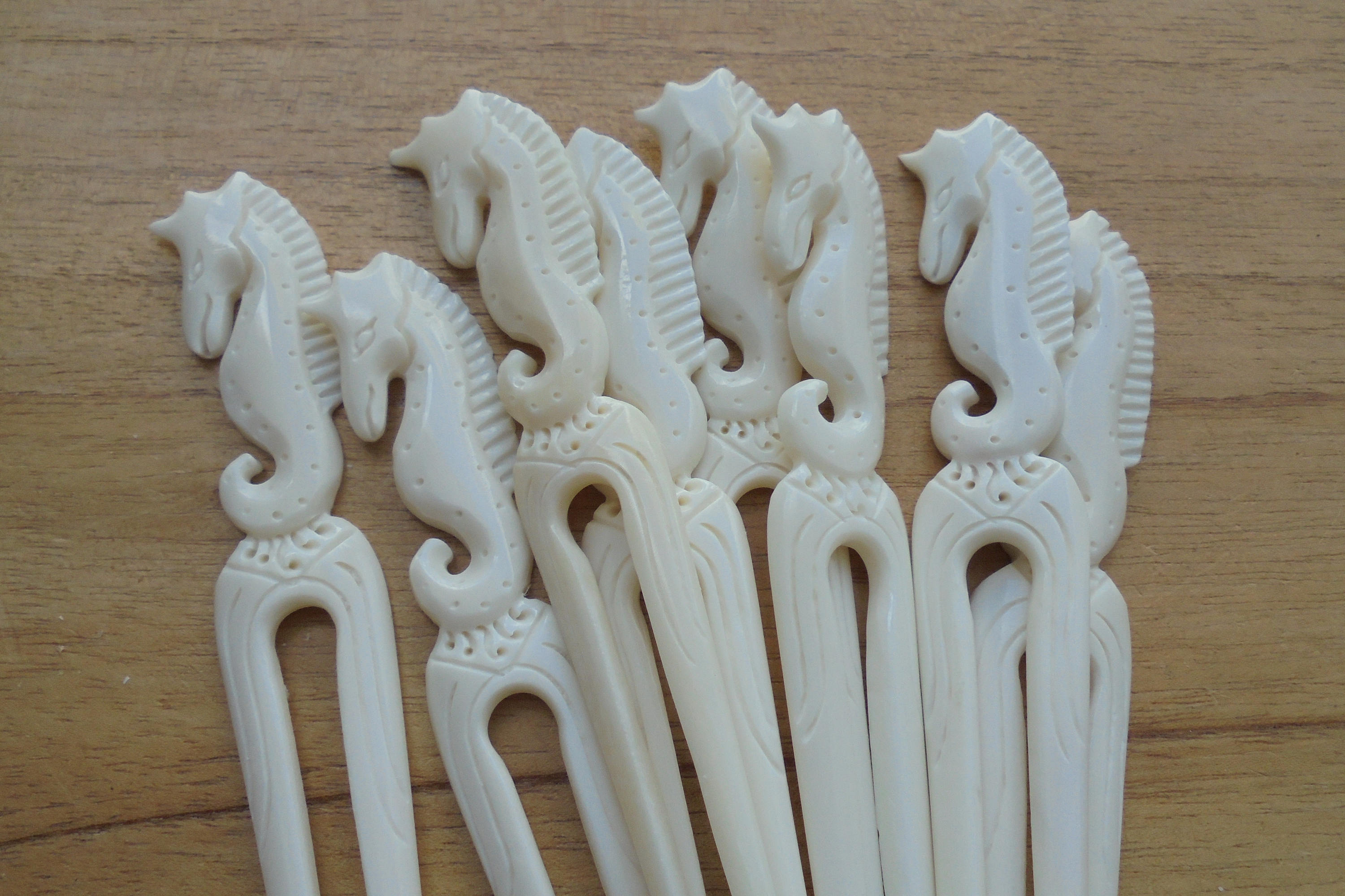 Bone Hair Sticks, Hair Pin, Seahorse Carving Hair Fork, 2 Prongs Hair ...
