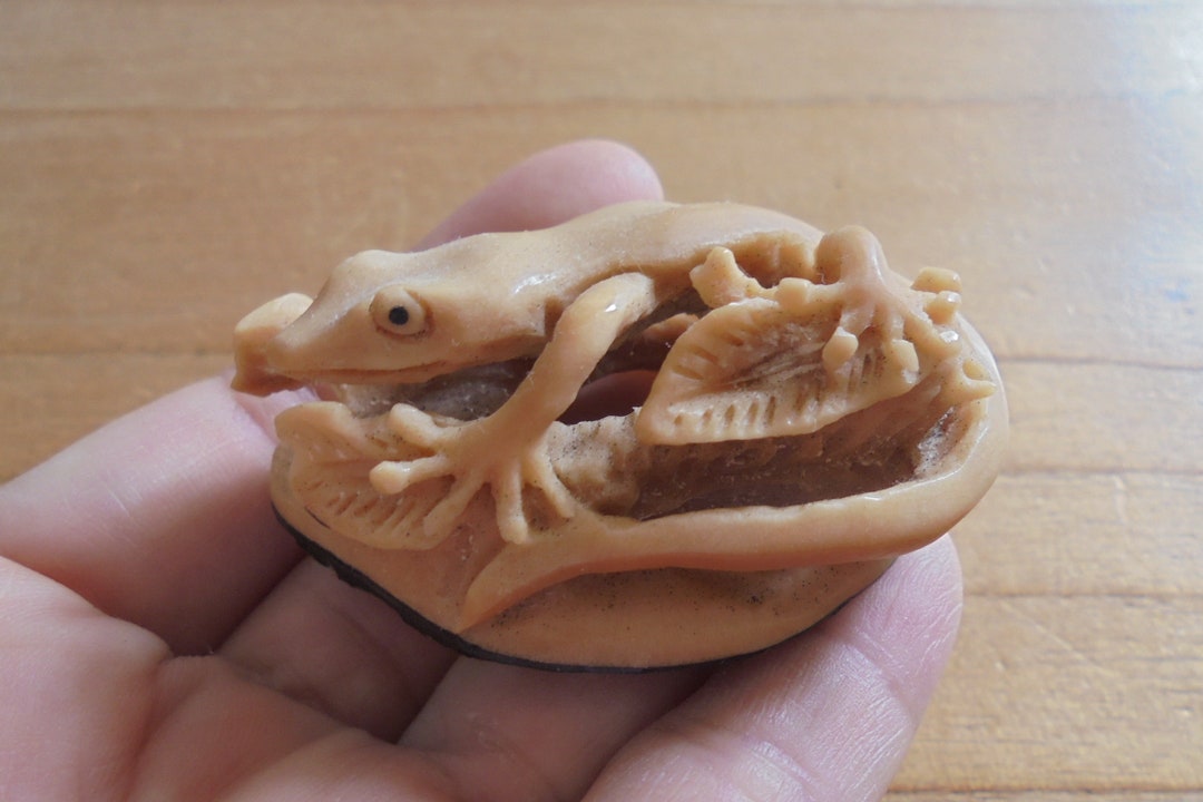 Lizard Figurine, Lizard Sculpture, Small Statue From Tagua Nut Carving ...