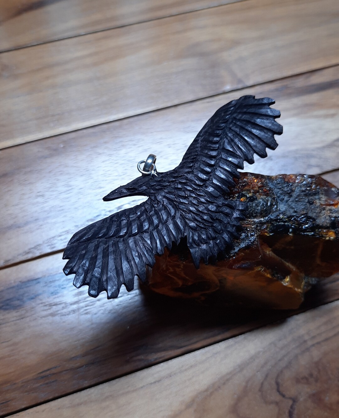 Hand Carved Raven Pendant, Black Raven, Buffalo Horn Carving RV02-1601 ...