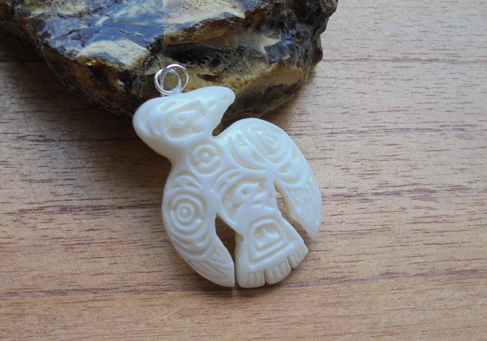 Raven Bone Pendant Raven Northwest Coast Carving Bali Bone - Etsy