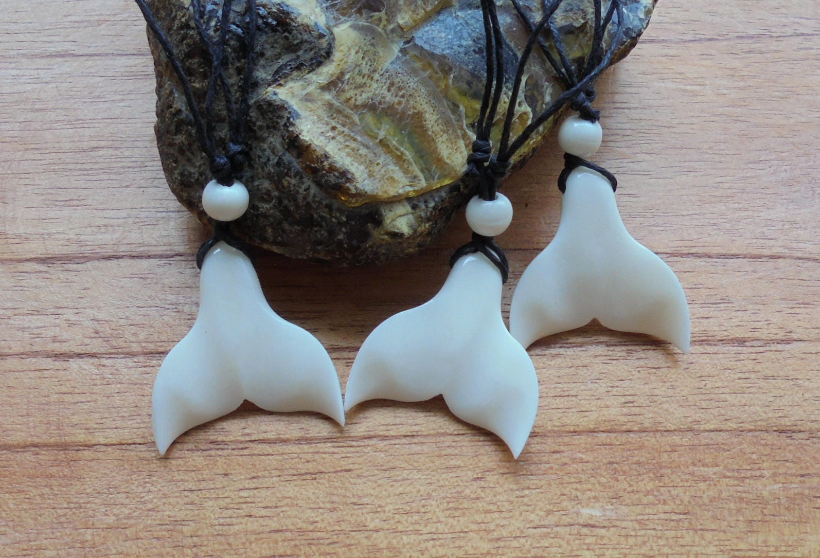 Maori Whale Tail Bone Necklace Bone Pendant Bali Bone | Etsy