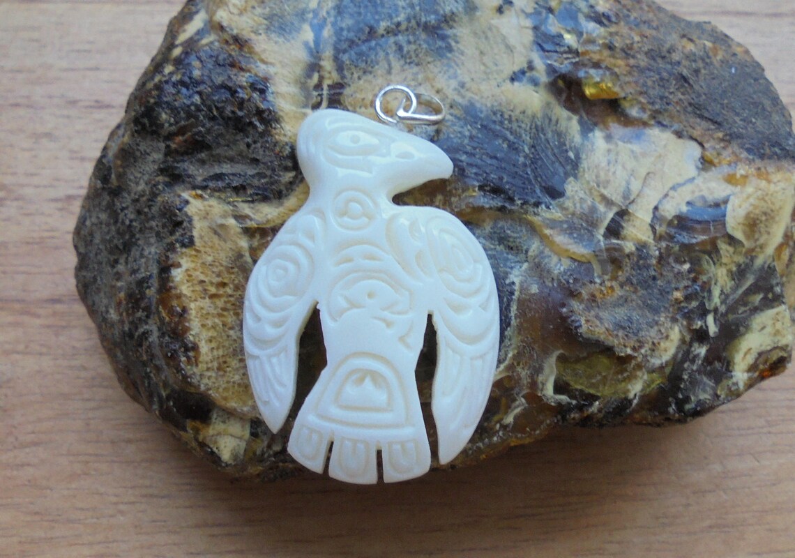 Raven Bone Pendant, Raven Northwest Coast Carving, Bali Bone Carving ...