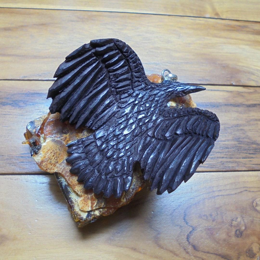 Hand Carved Raven Pendant, Black Raven, Crow Pendant Buffalo Horn ...