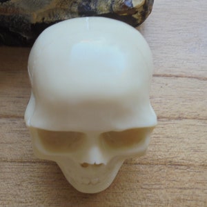 Skull Carving, Table Decoration, White Billiard Ball Pool, Bali Carving ...