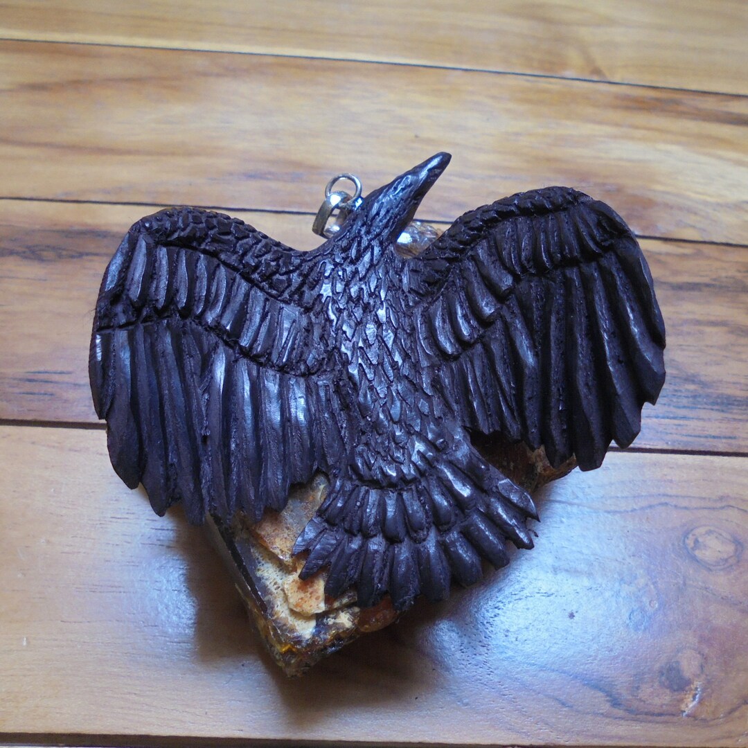 Hand Carved Raven Pendant, Black Raven, Crow Pendant Buffalo Horn ...