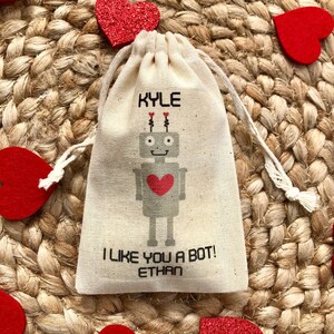 Set of 10 Kid's Valentine's Day Party Favor Bags / Robot Valentine ...