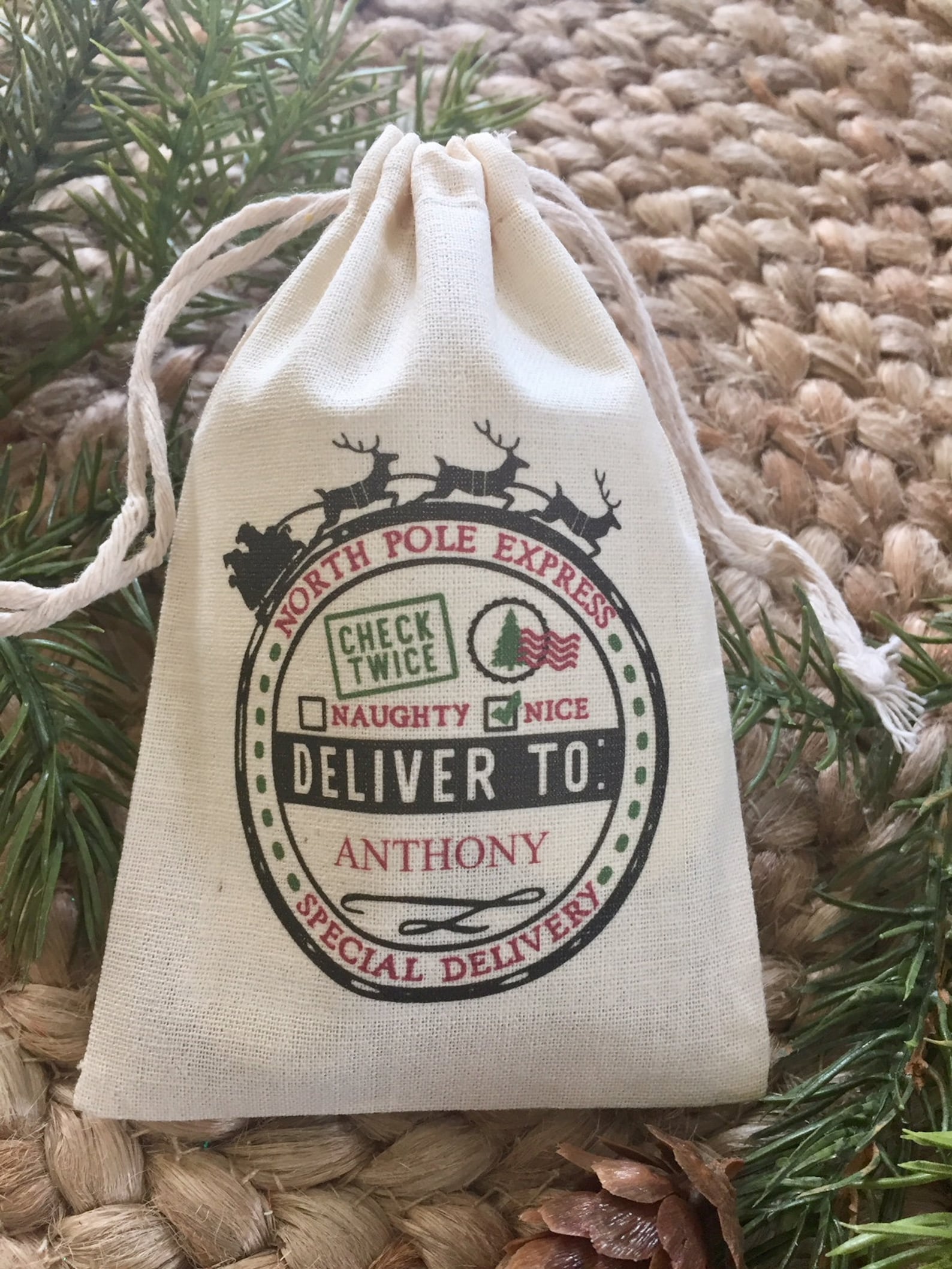 Set of 10 Small Personalized Santa Bags / Christmas Party - Etsy