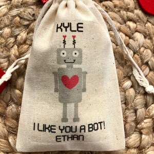 Set of 10 Kid's Valentine's Day Party Favor Bags / Robot Valentine ...
