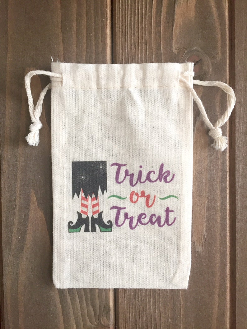 Set of 10 Halloween Party Favor Bags / Trick or Treat Witch | Etsy