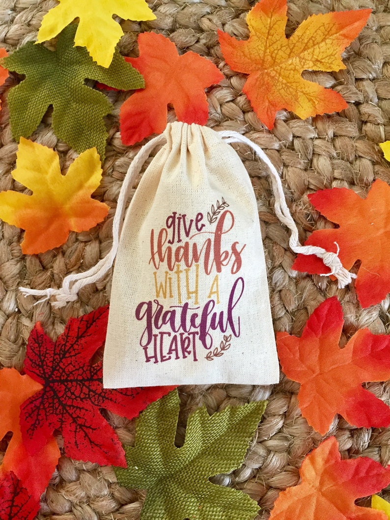 Set of 10 Thanksgiving Favor Bags / Give Thanks with a | Etsy
