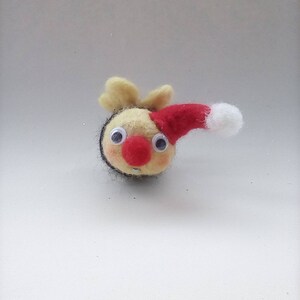 Christmas Red Nose Bee, Xmas Bumble Bee With His Festive Santa Hat ...