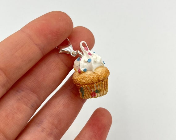 Transgender Pride LGBTQ Miniature Minimalistic Cupcake | Etsy
