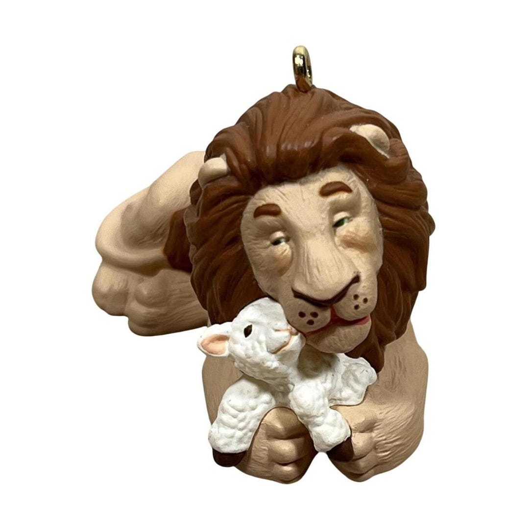1997 Lion and Lamb (lion) VINTAGE Hallmark Keepsake Decor Christmas ...