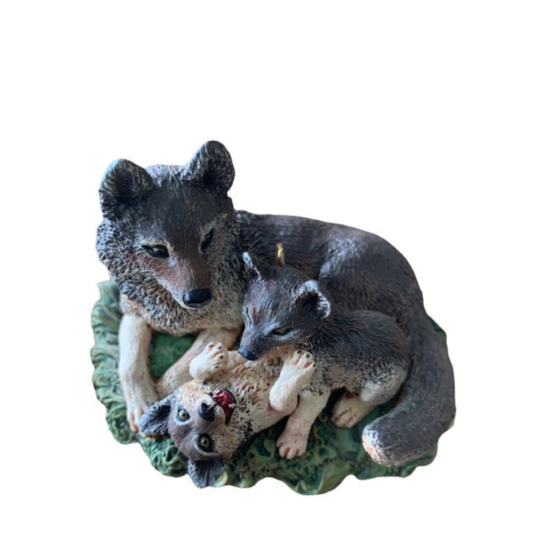 1998 Timber Wolves at Play Hallmark Keepsake Christmas Tree Ornament ...