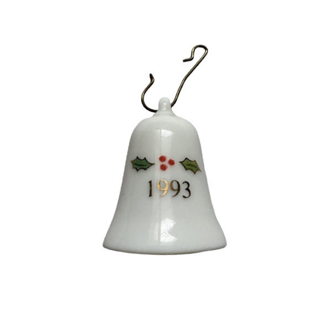 1993 Thimble Bell (miniature) Hallmark Keepsake Christmas Tree Ornament ...