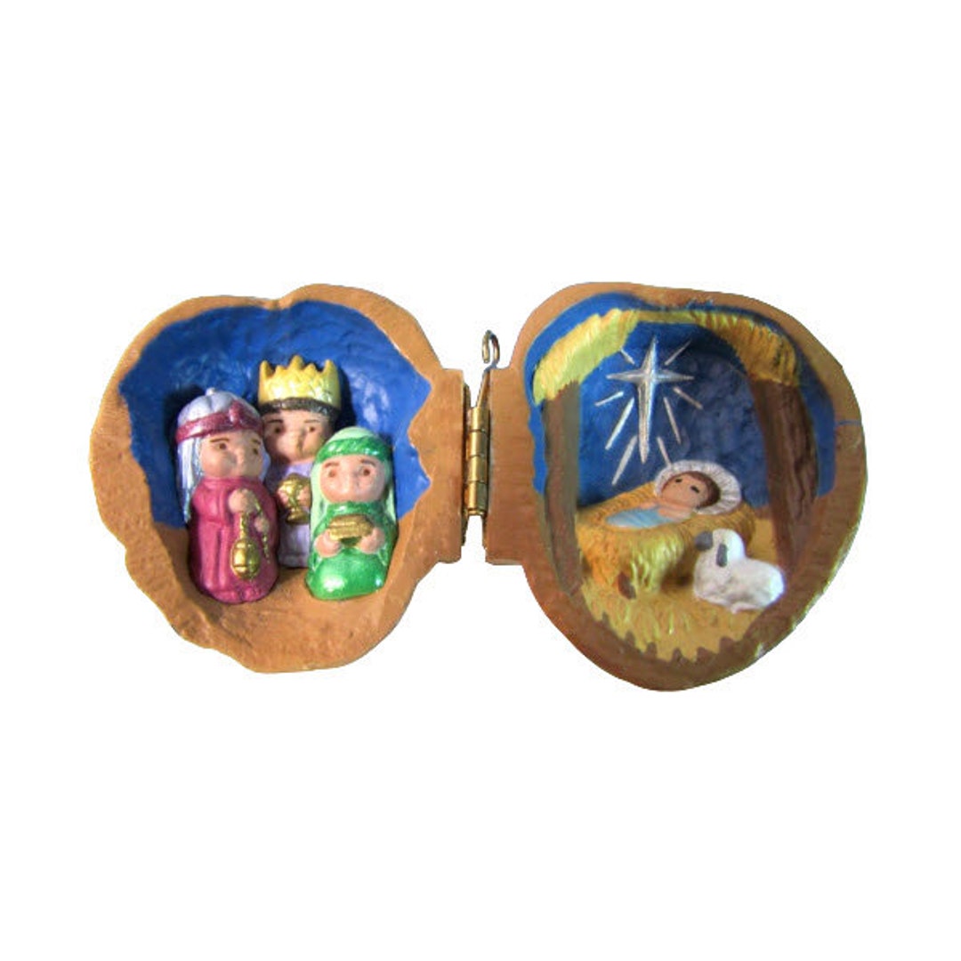 1991 Nutshell Nativity vintage Hallmark Keepsake Christmas Tree ...